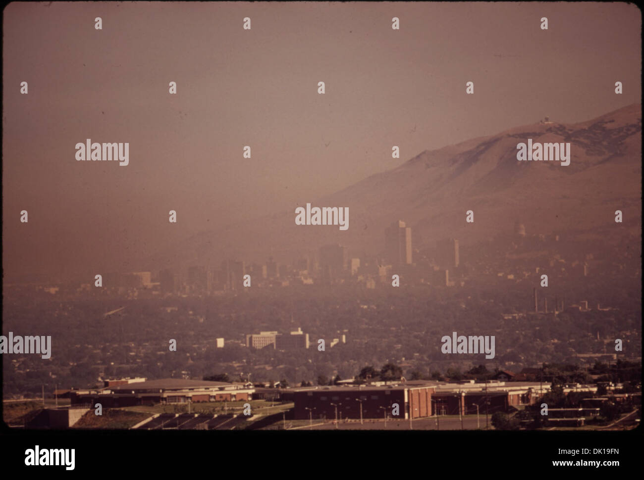 SMOG BLANKETS SALT LAKE CITY 544791 Stock Photo - Alamy