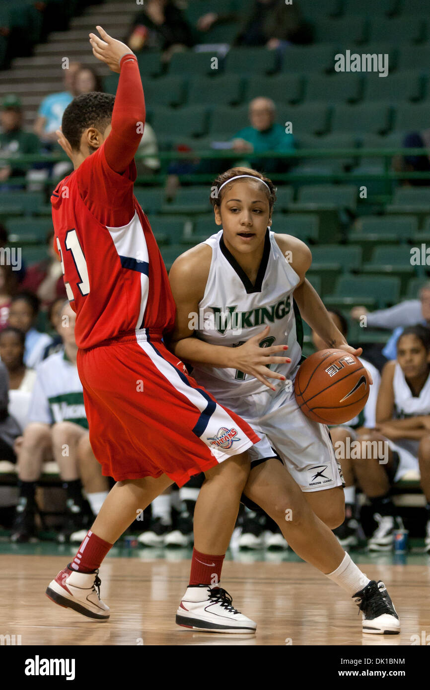 Jan. 20, 2011 - Cleveland, Ohio, U.S - Cleveland State forward Takima ...