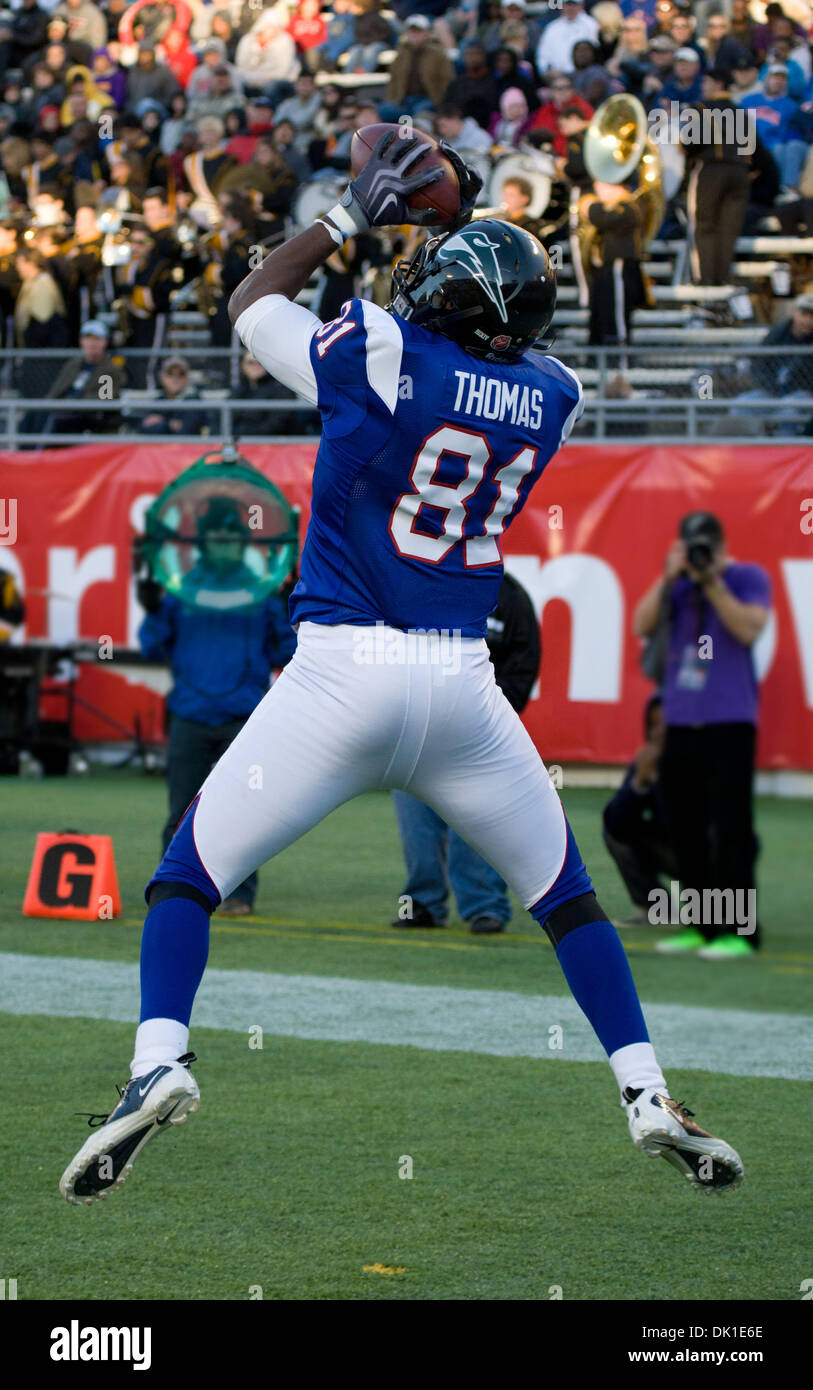 Jan. 22, 2011 - Orlando, FL, USA - January 22, 2011: Julius Thomas of Portland State prepares to ...