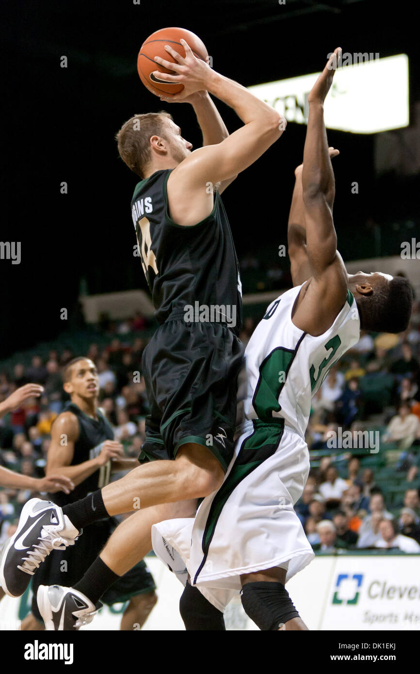 Jan. 22, 2011 - Cleveland, Ohio, U.S - Wright State guard Vaughn ...
