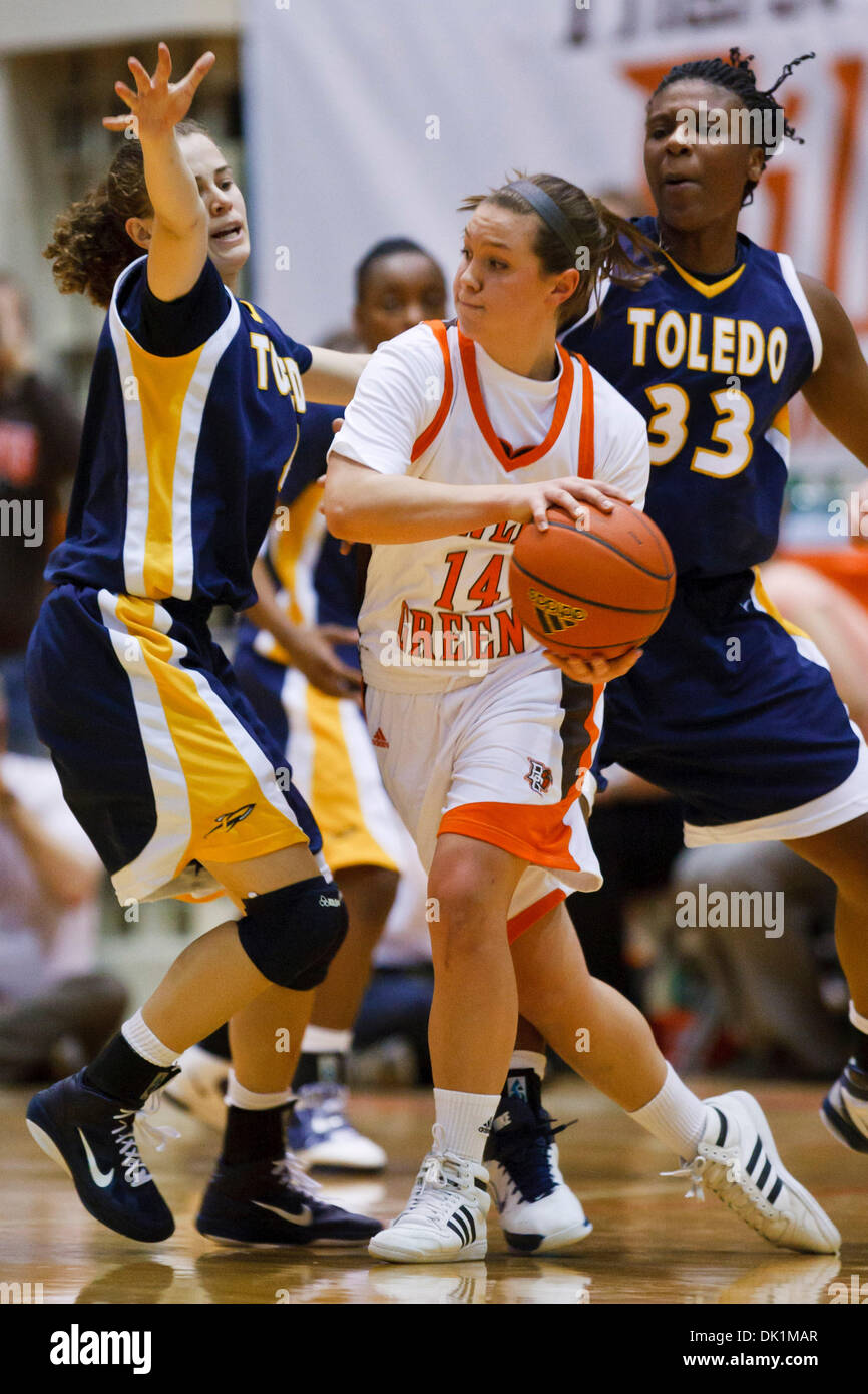 Archrival hi-res stock photography and images - Alamy