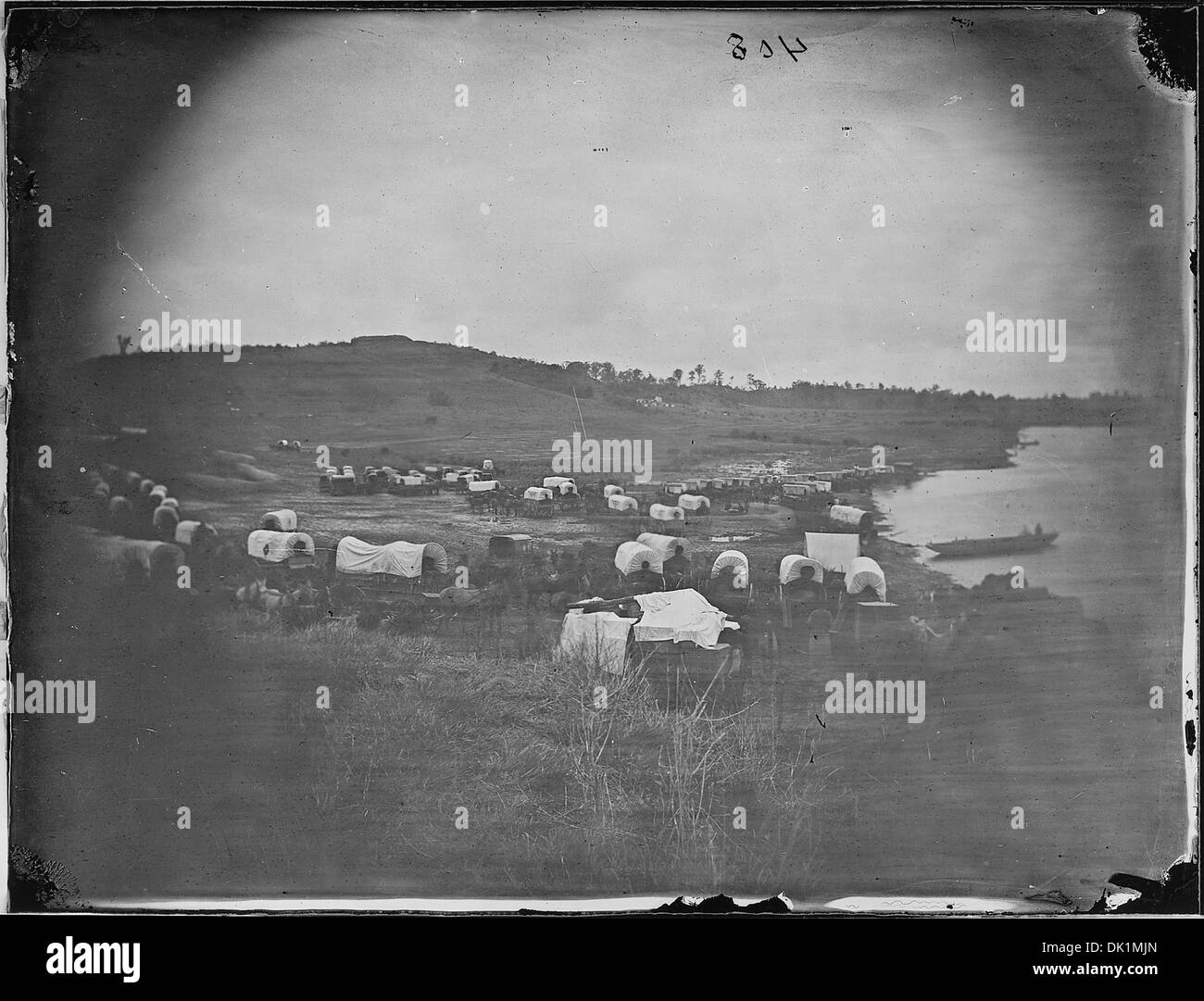 American settlers wagon train hi-res stock photography and images - Alamy