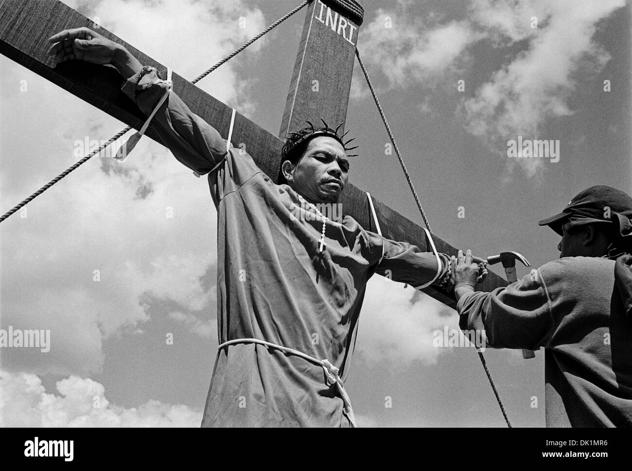 Man is crucified hi-res stock photography and images - Alamy