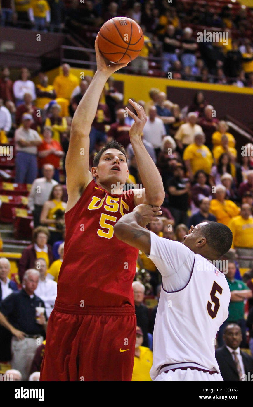 Jan. 27, 2011 - Tempe, Arizona, United States of America - USC forward ...