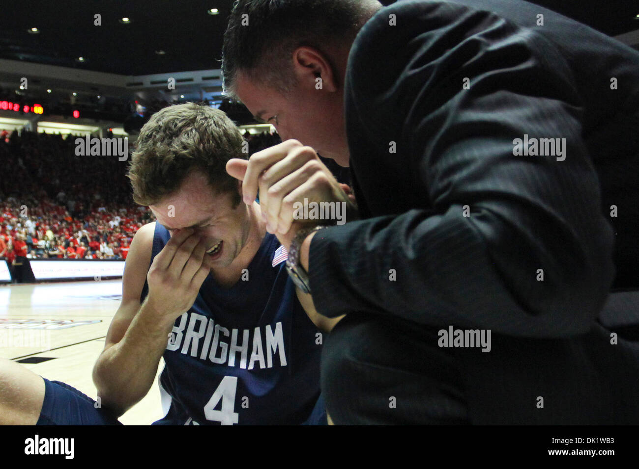 Hitting head falling hi-res stock photography and images - Alamy