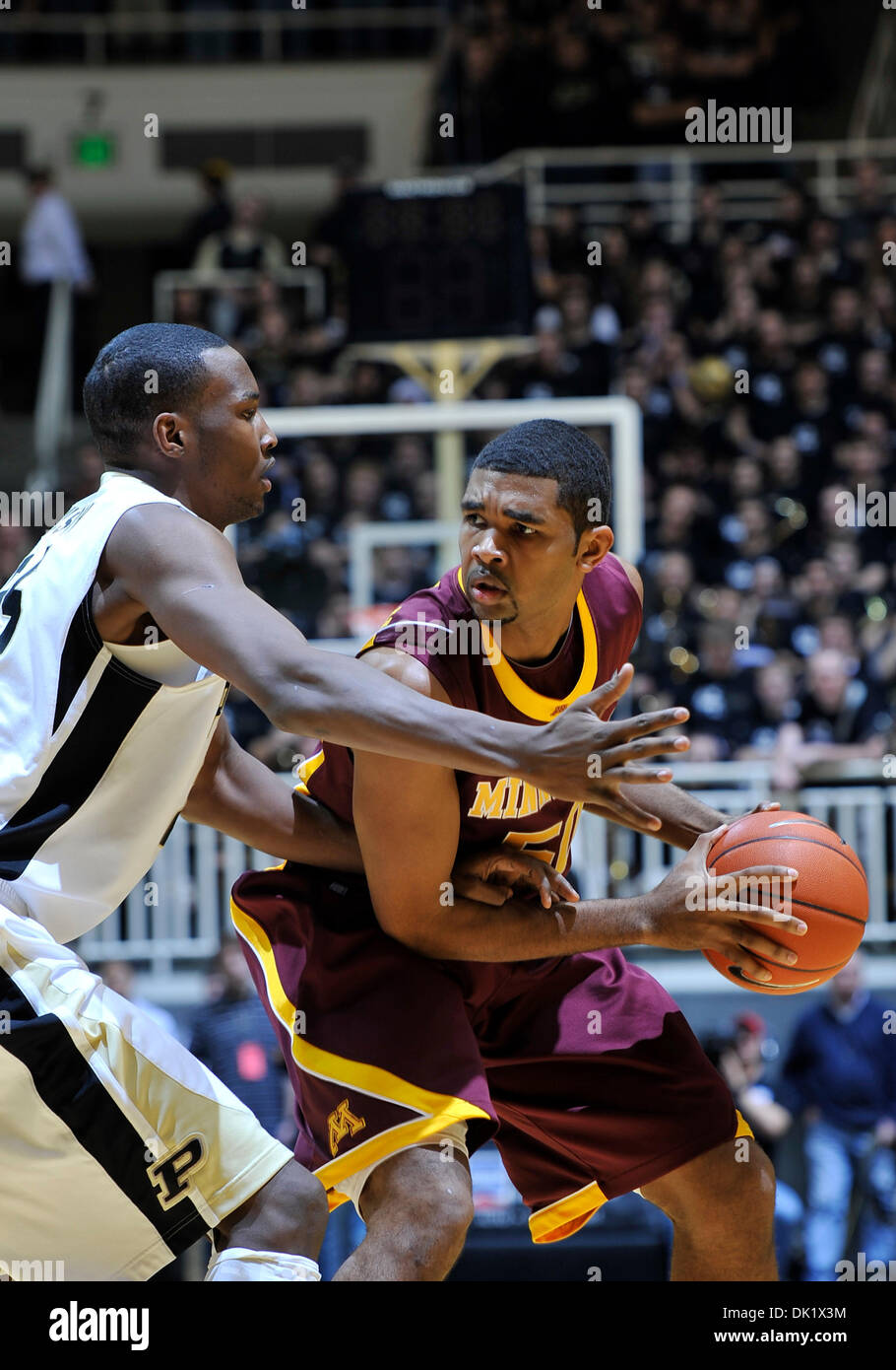 Ralph sampson hi-res stock photography and images - Alamy