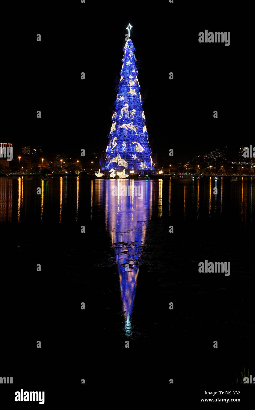 Rio De Janeiro, Brazil. 1st December 2013. A giant Christmas tree is ...