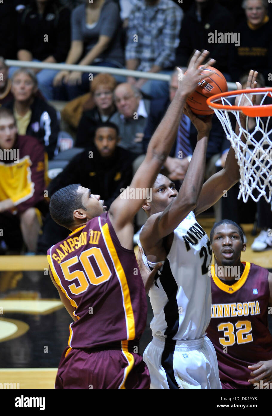 Ralph sampson hi-res stock photography and images - Alamy