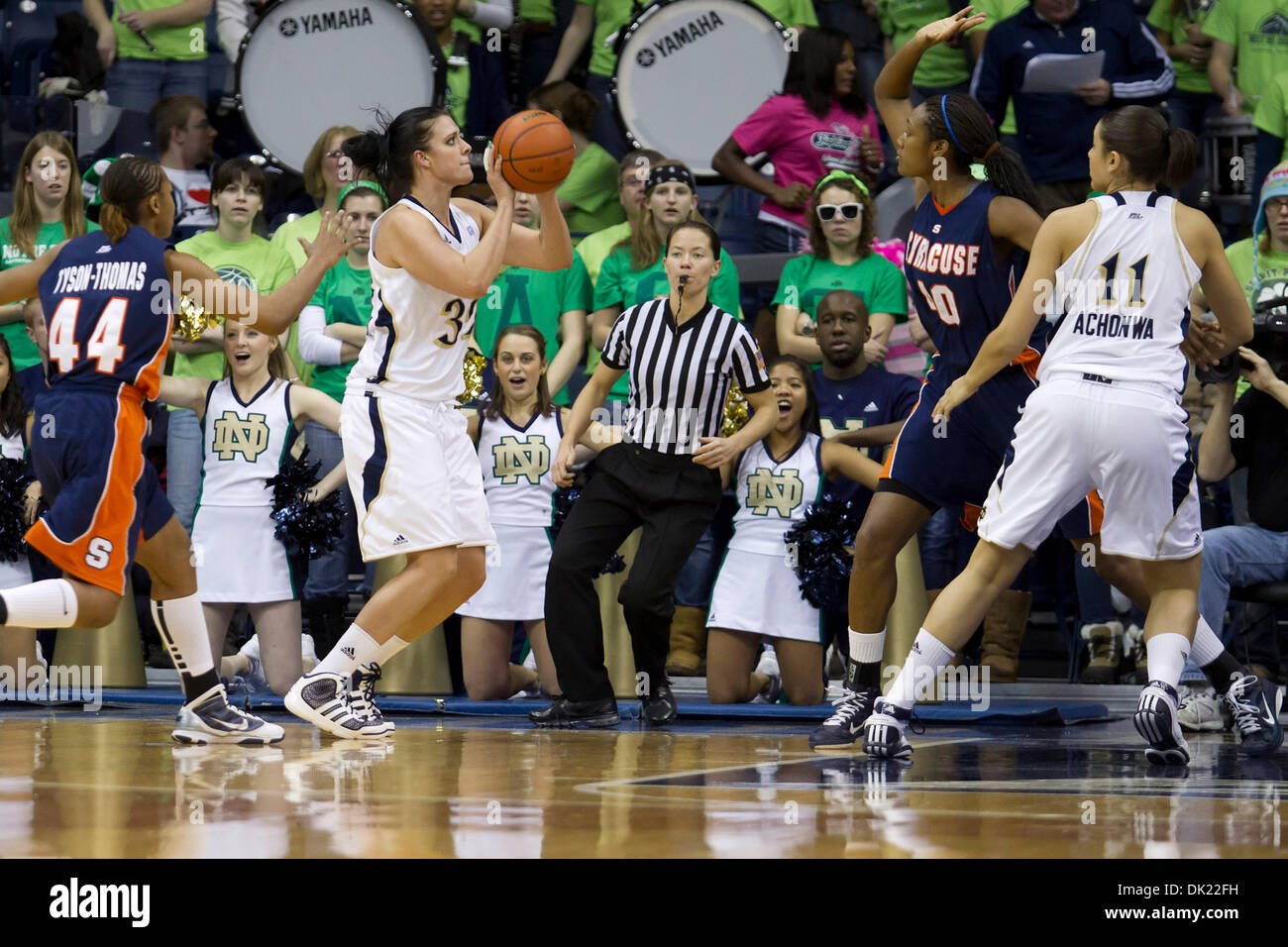 Feb. 1, 2011 - South Bend, Indiana, U.S - Notre Dame forward Becca ...