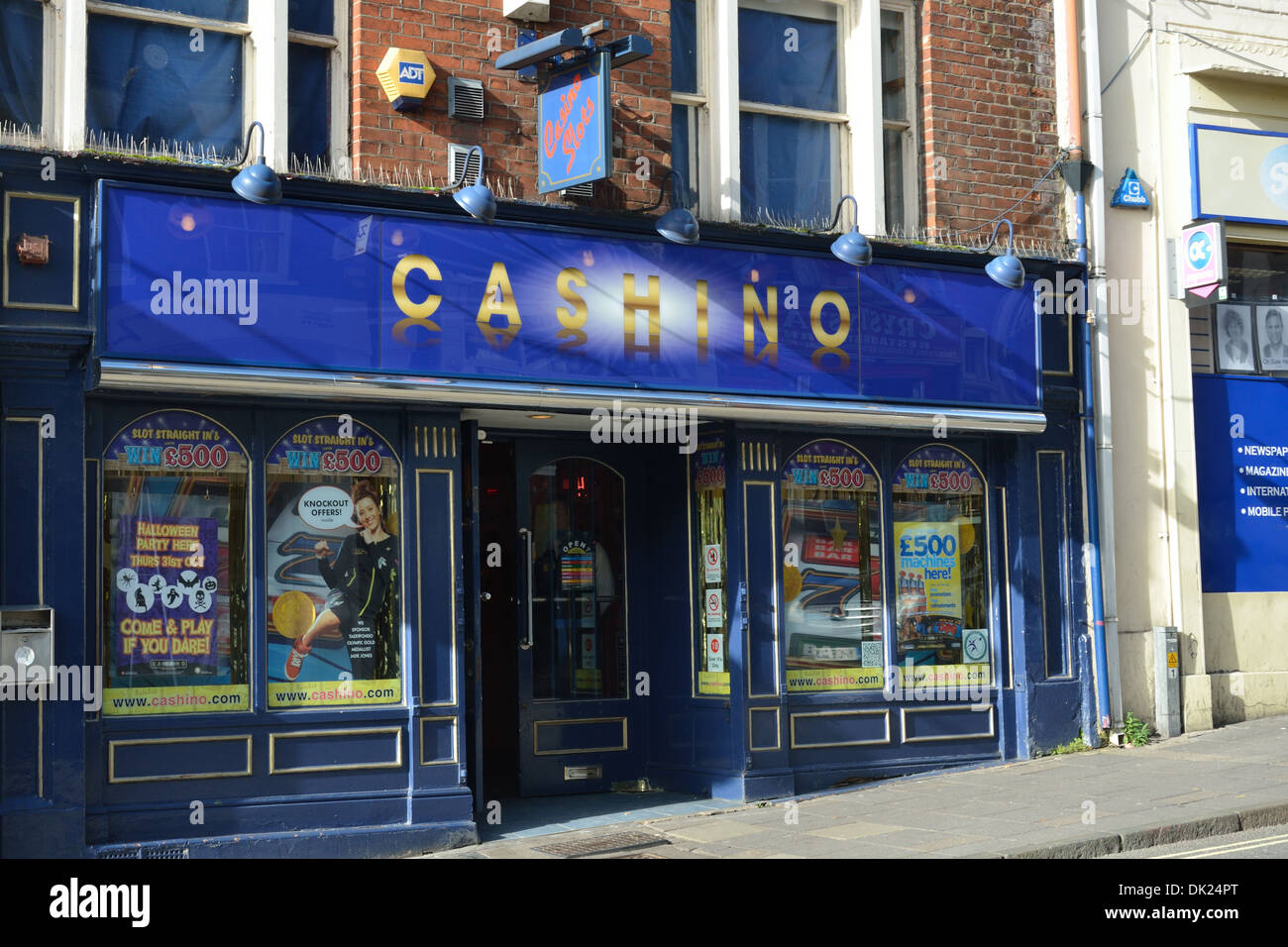 Amusement arcade street hi-res stock photography and images - Alamy