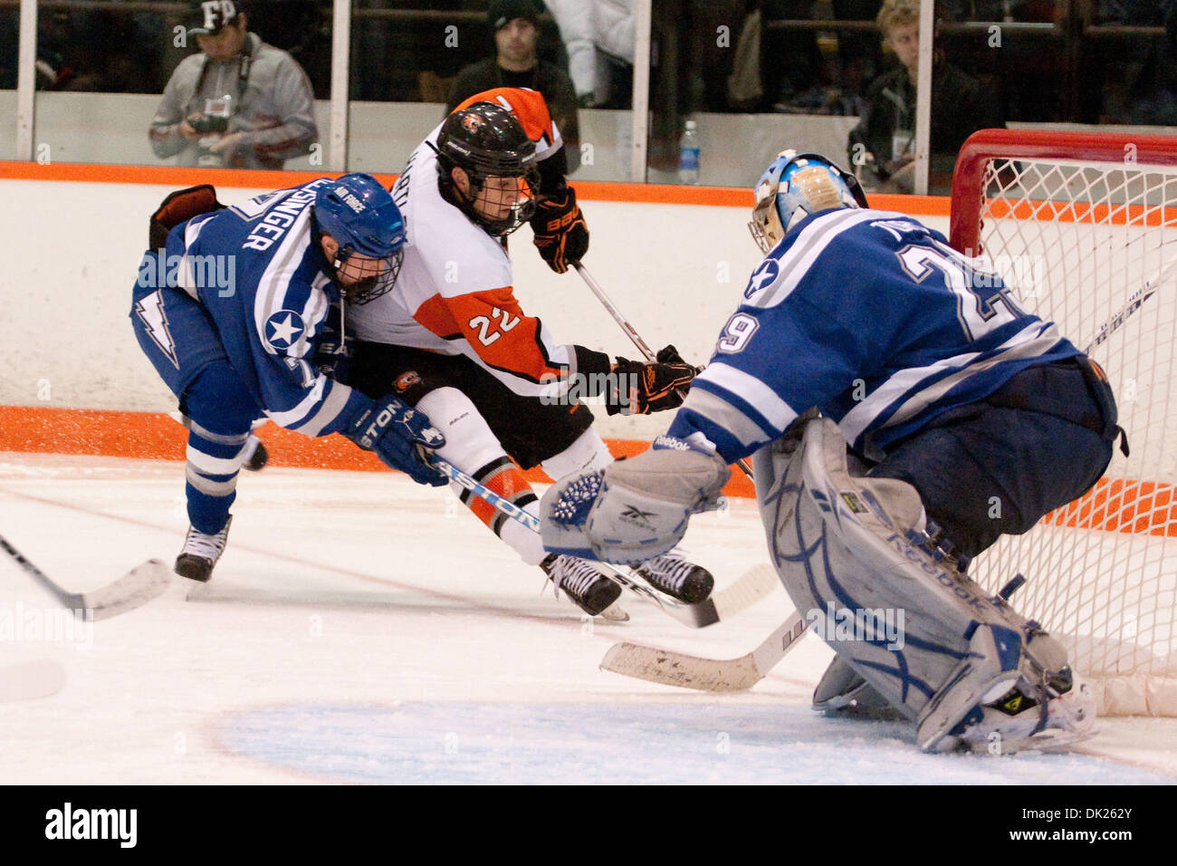 Rochester institute of technology tigers hi-res stock photography and ...