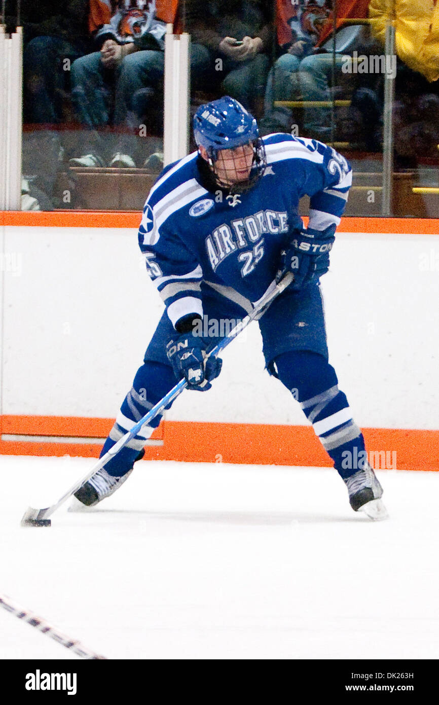 United states of america air force hi-res stock photography and images ...