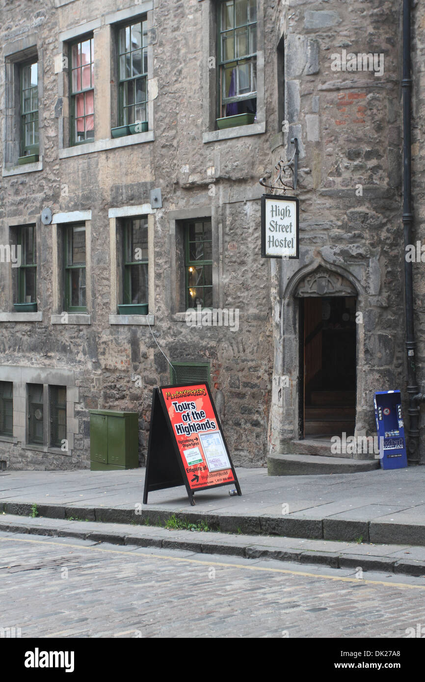 High street hostel edinburgh hi-res stock photography and images - Alamy