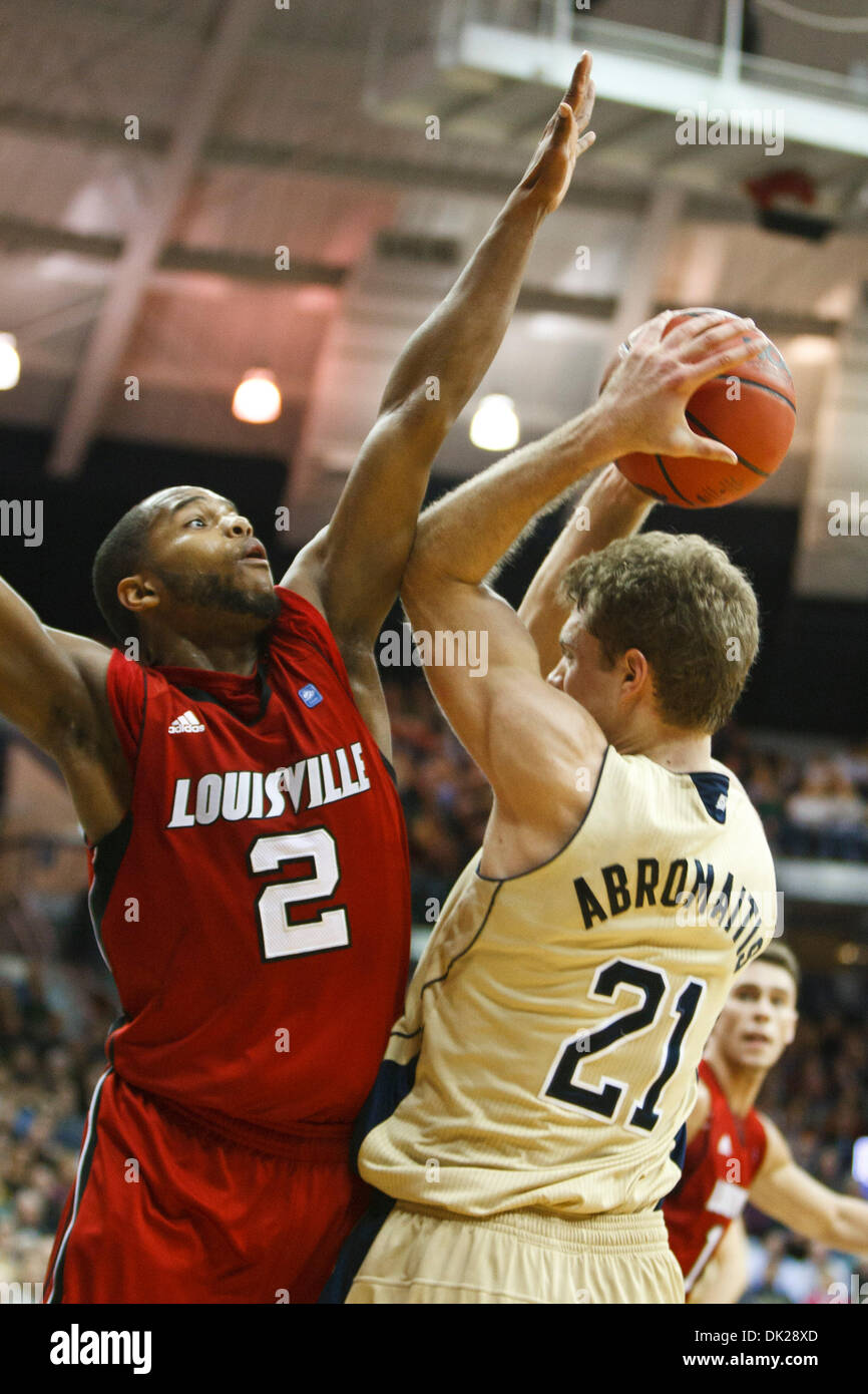 Feb. 9, 2011 - Notre Dame, Indiana, U.S - Louisville guard Preston ...