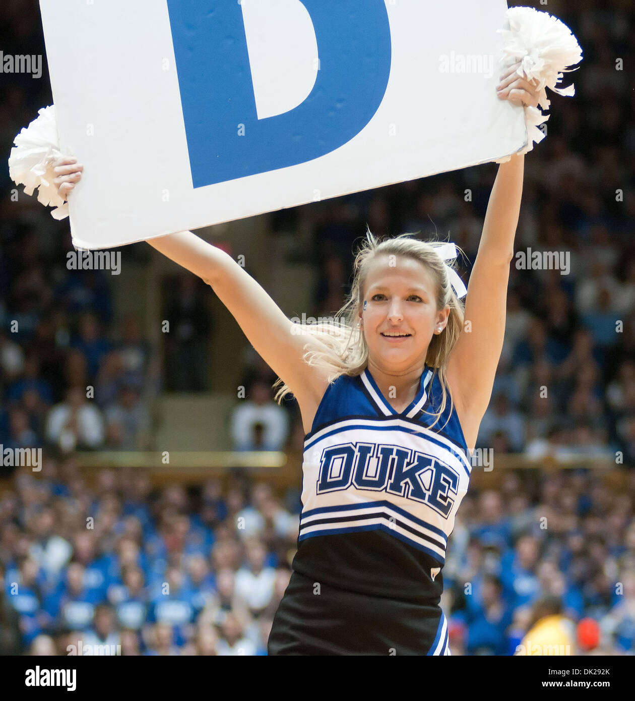 Duke cheerleader hi-res stock photography and images - Alamy