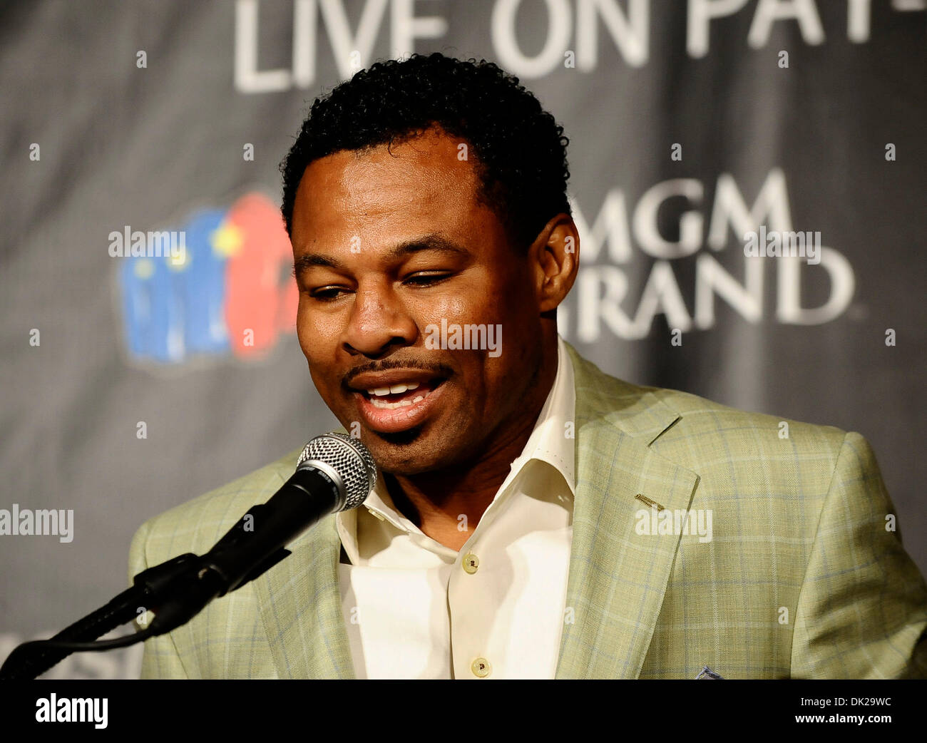 Feb 10,2011 - Beverly Hills, California, USA. Sugar Shane Mosley talks ...