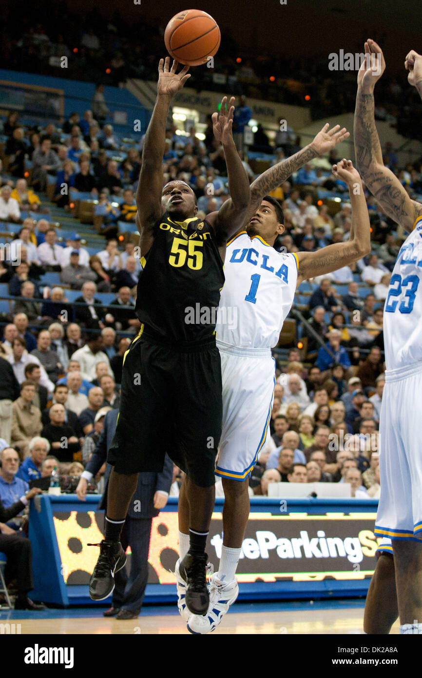 Feb. 10, 2011 - Westwood, California, U.S - Oregon Ducks guard Jay-R ...