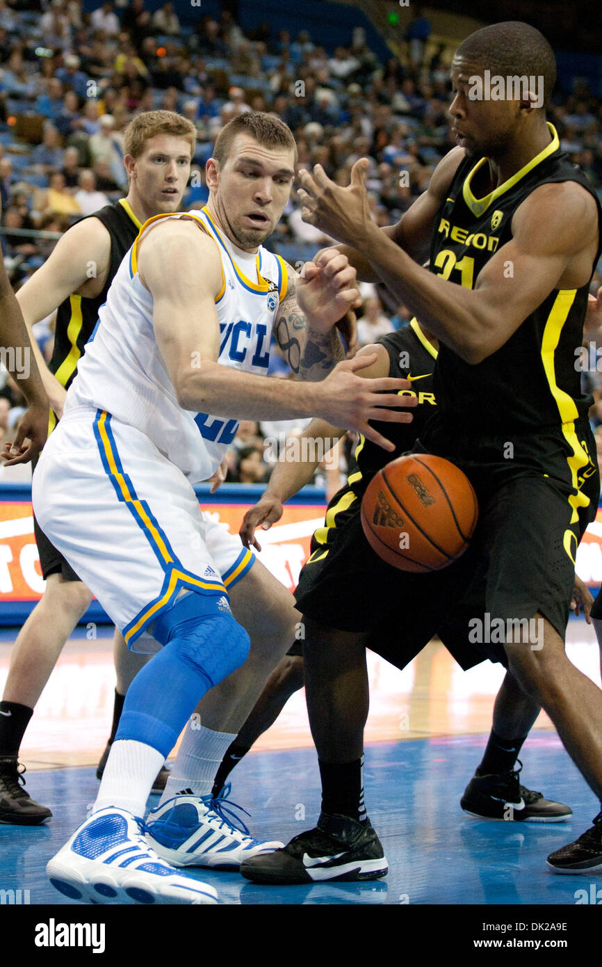 Feb. 10, 2011 - Westwood, California, U.S - UCLA Bruins forward Reeves ...