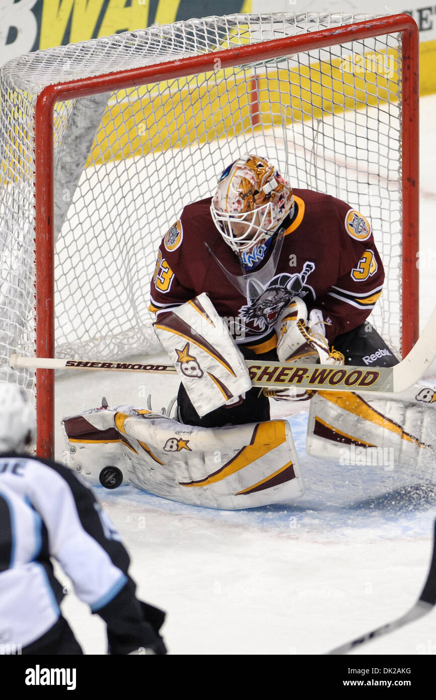Feb. 11, 2011 - Milwaukee, Wisconsin, USA - Chicago Wolves goalie Peter ...