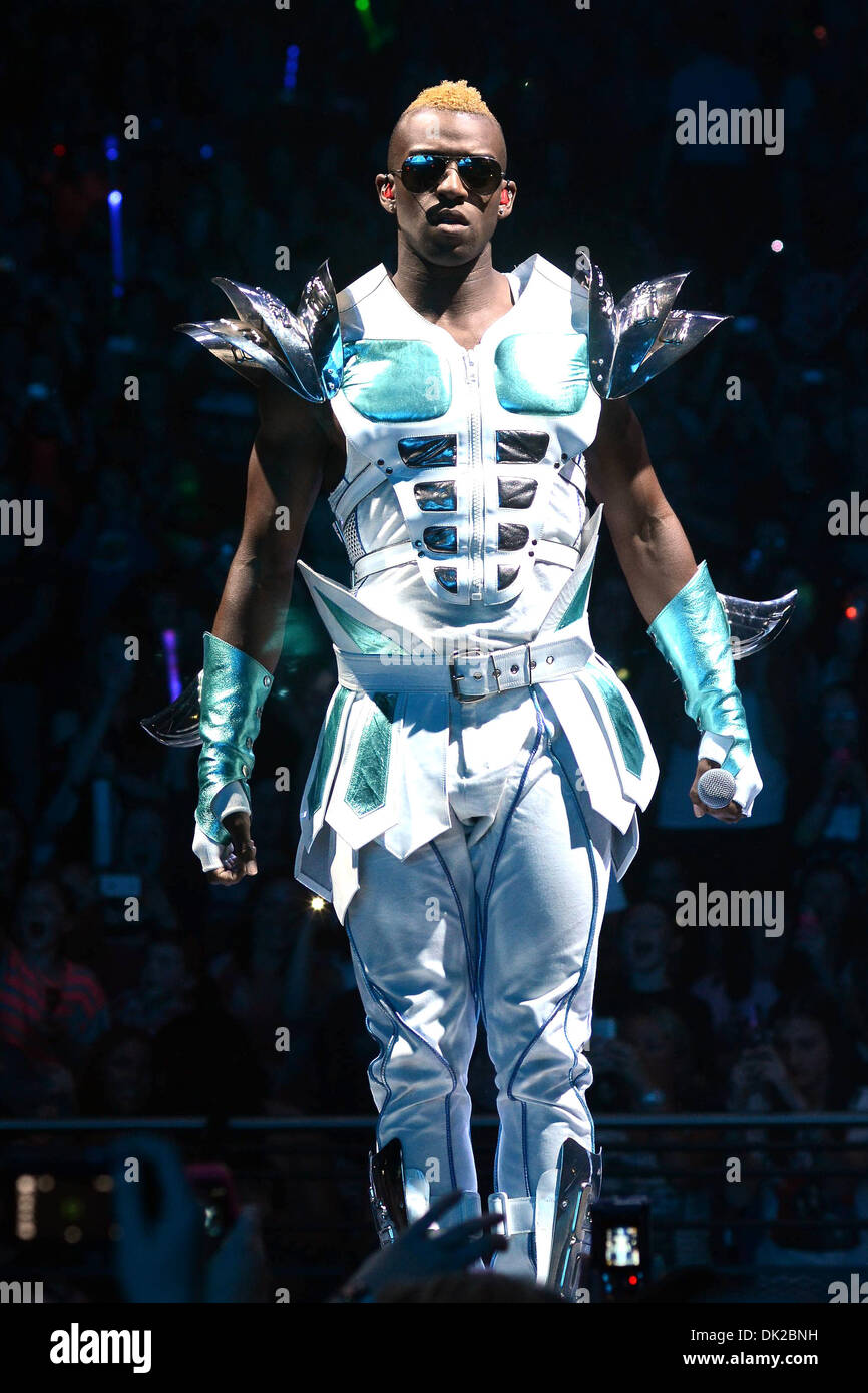 Oritse williams of jls hi-res stock photography and images - Alamy