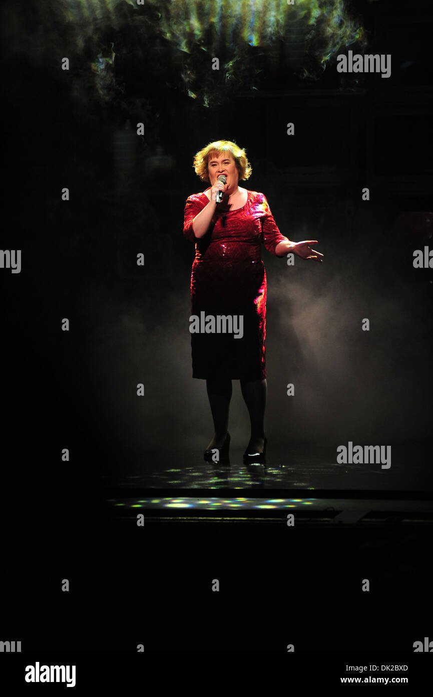 Susan Boyle Opening Night of 'I Dreamed a Dream' musical about life of ...