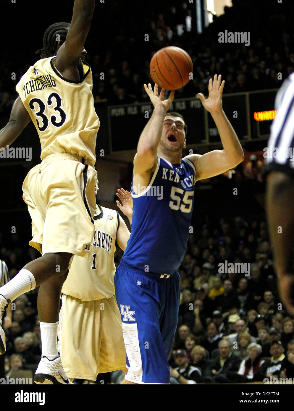 Feb. 12, 2011 - Nashville, TN, USA - Kentucky Wildcats forward Josh ...