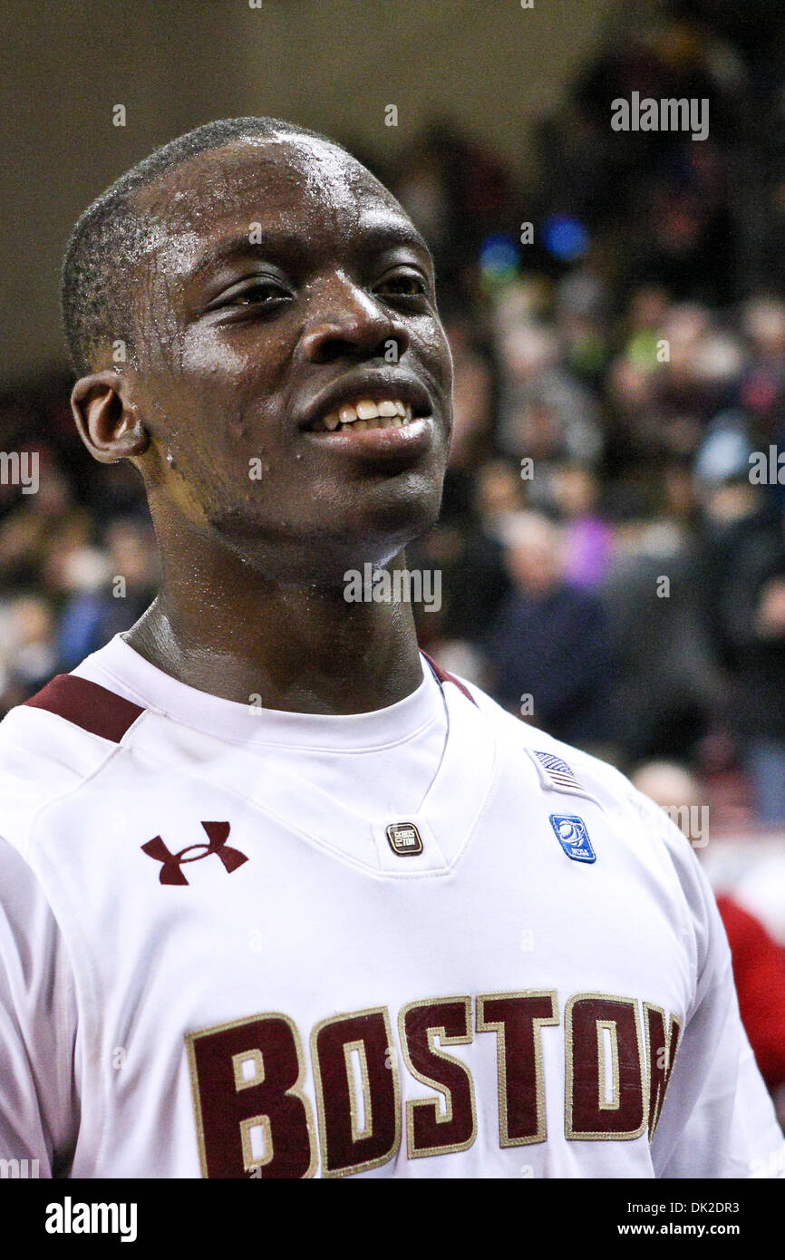 Boston college fans hi-res stock photography and images - Alamy