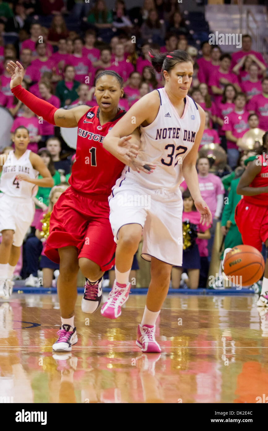 Notre dame forward becca bruszewski hi-res stock photography and images ...