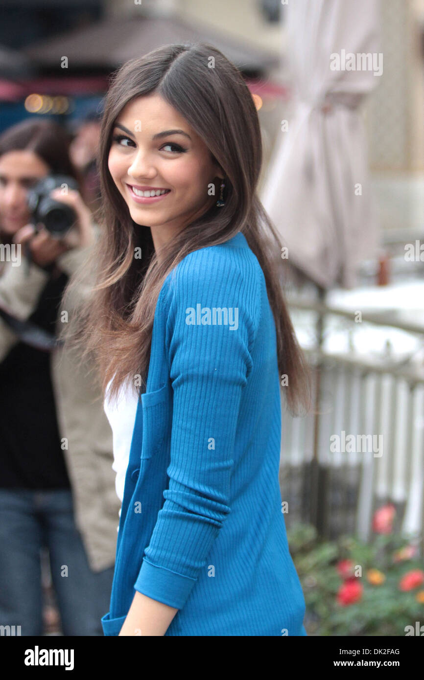 Disney Channel Star Victoria Justice at Grove to appear on ...