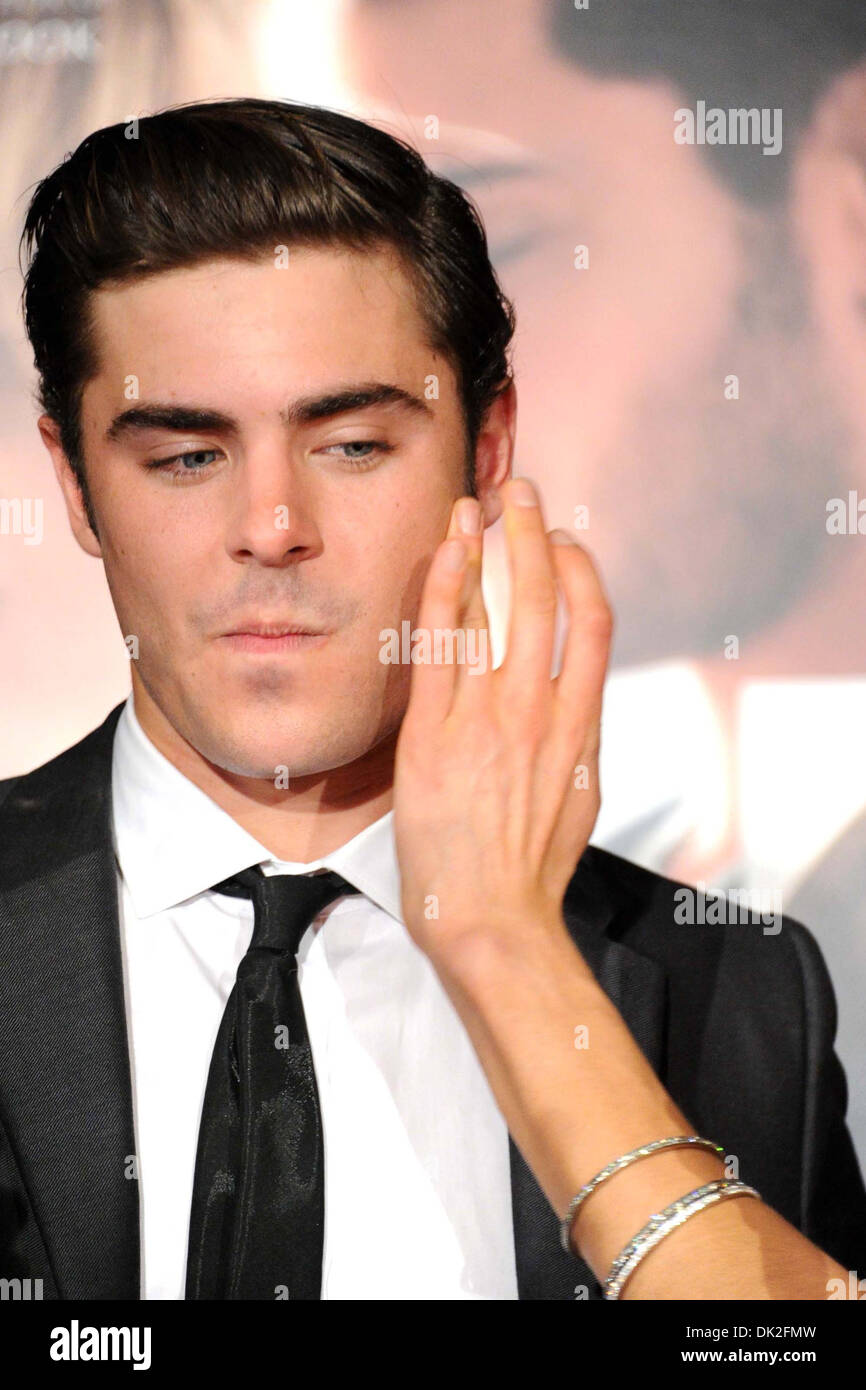 Zac Efron Melbourne Premiere of 'The Lucky One' held at Village Crown ...