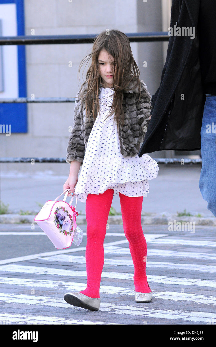 Suri Cruise Avenues School