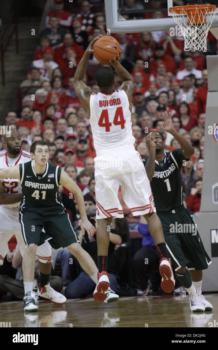 Feb. 15, 2011 - Columbus, Ohio, U.S.A - Ohio State Buckeyes guard ...