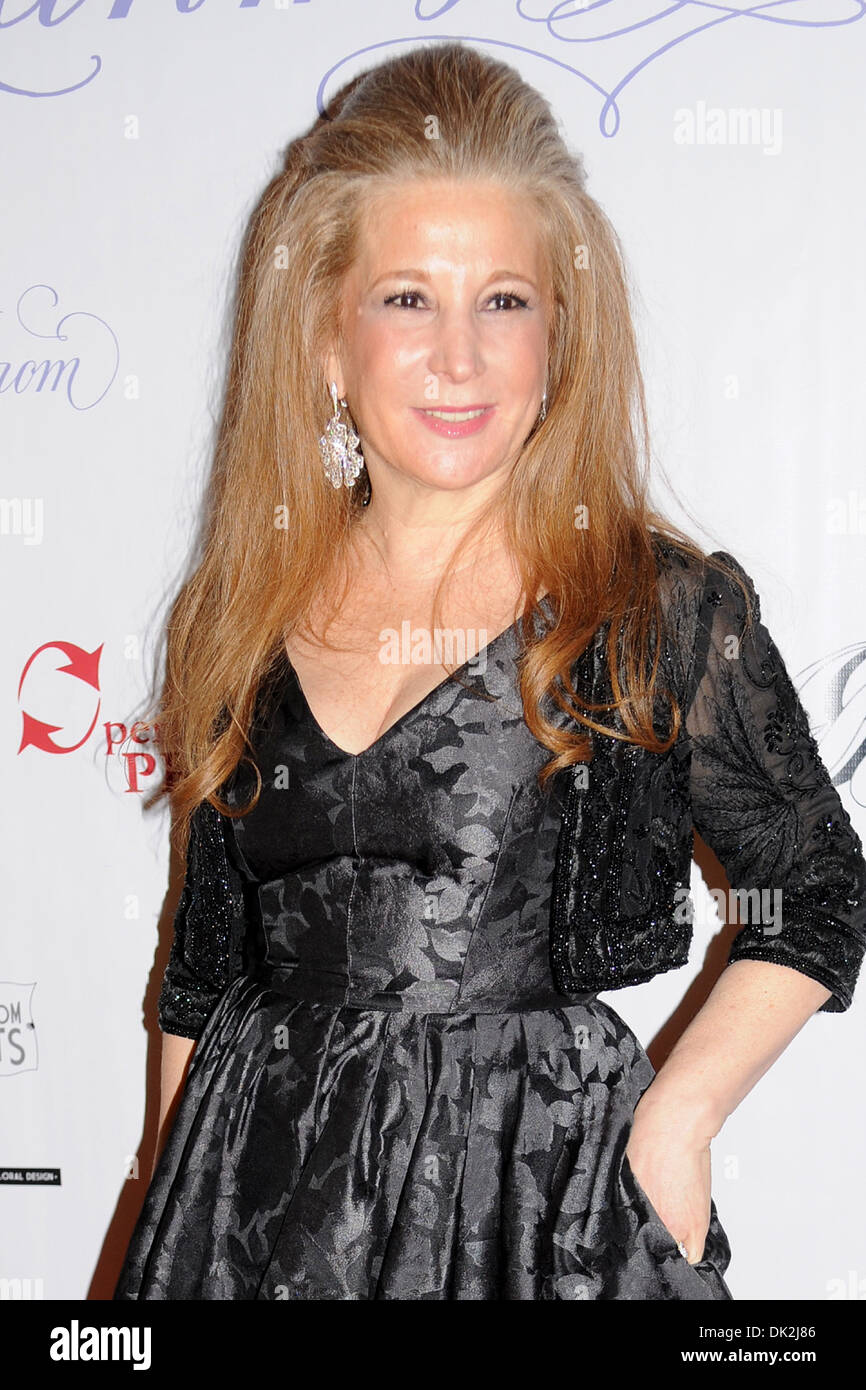 Randi Rahm Fashion Designer Randi Rahm Presents: Rahm's Prom at ...