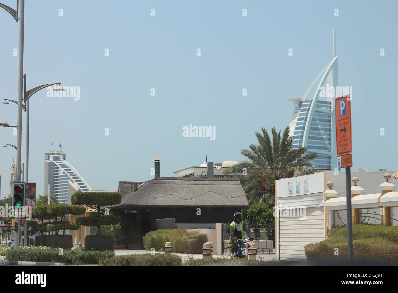 Emirati traffic sign hi-res stock photography and images - Alamy