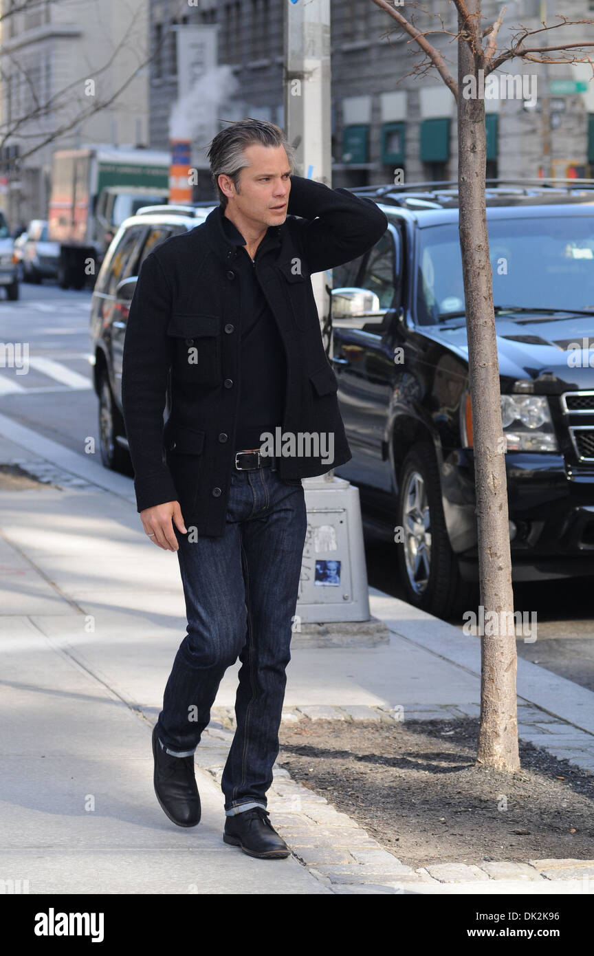 Timothy Olyphant leaving his hotel in Soho New York City, USA - 27.03. ...