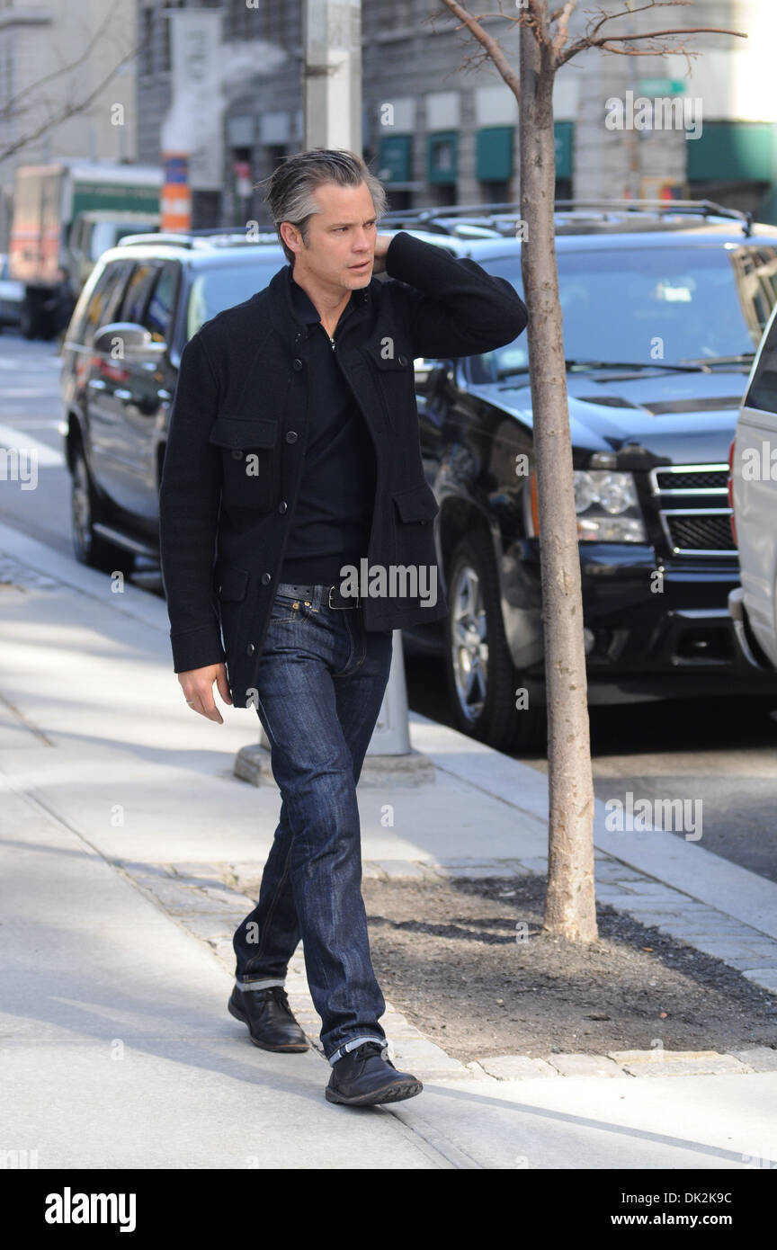 Timothy Olyphant leaving his hotel in Soho New York City, USA - 27.03. ...