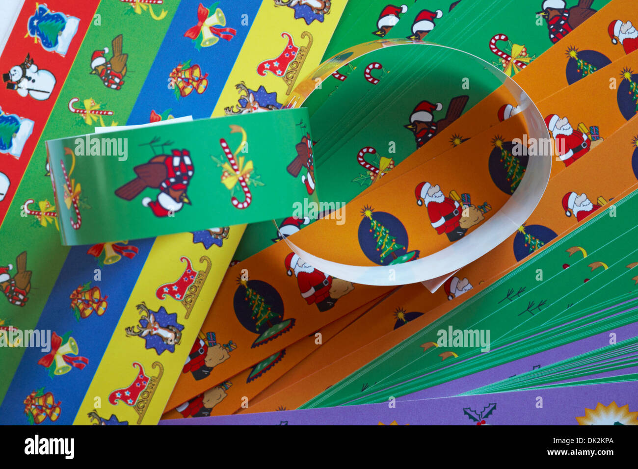 Colourful paper chain hi-res stock photography and images - Alamy