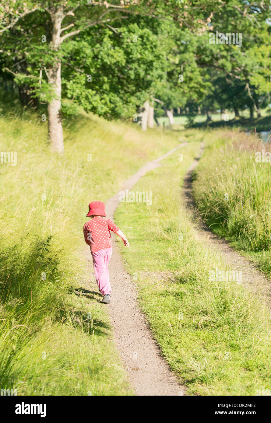 Child road run hi-res stock photography and images - Alamy