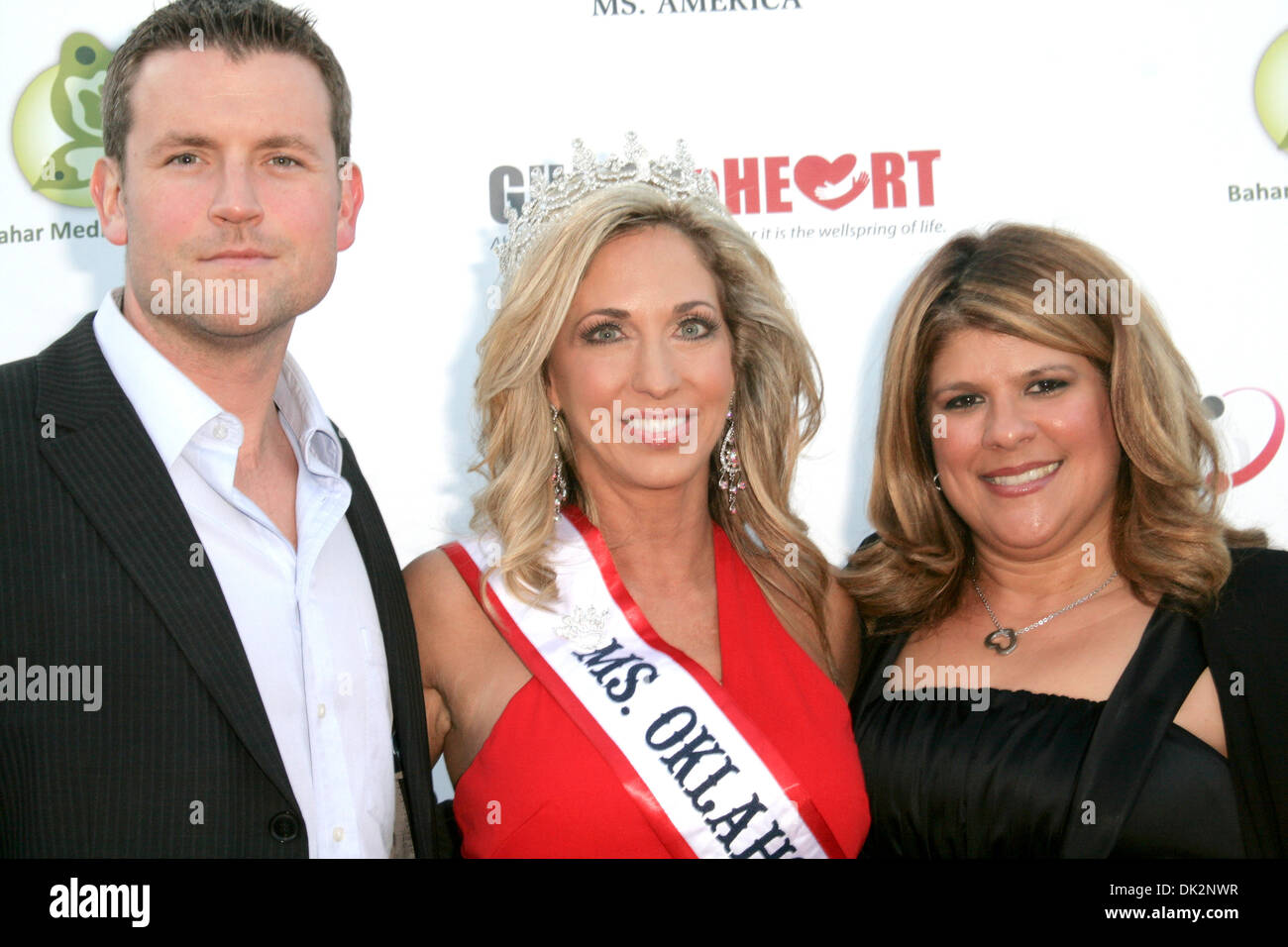 Dr Daniel Barrett Miss Oklahoma Yvette Morales Ms America Pageant ...