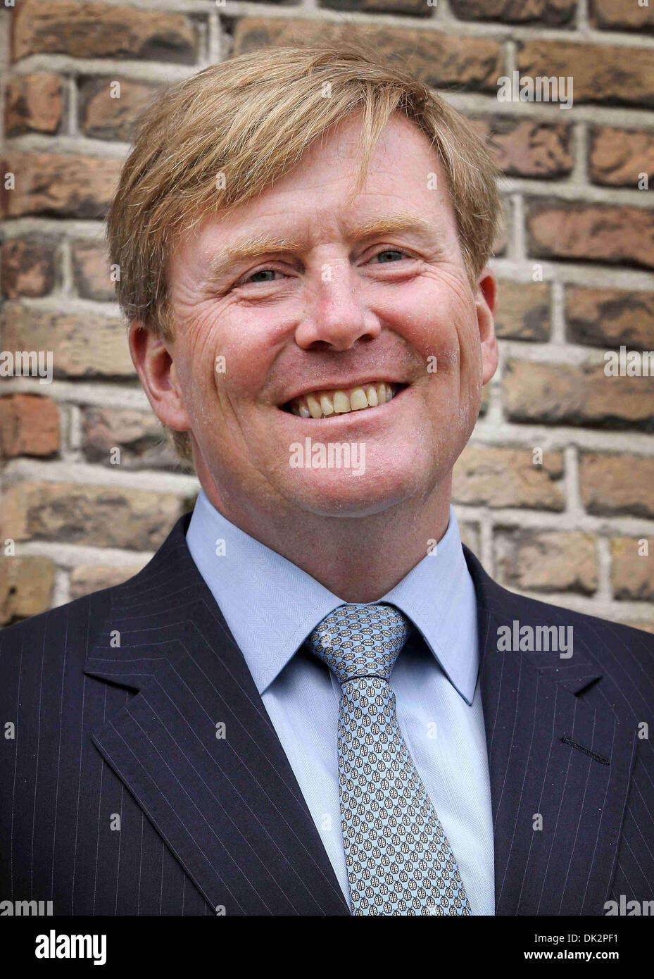 Prince Willem-Alexander of Netherlands Prince Willem-Alexander visits ...