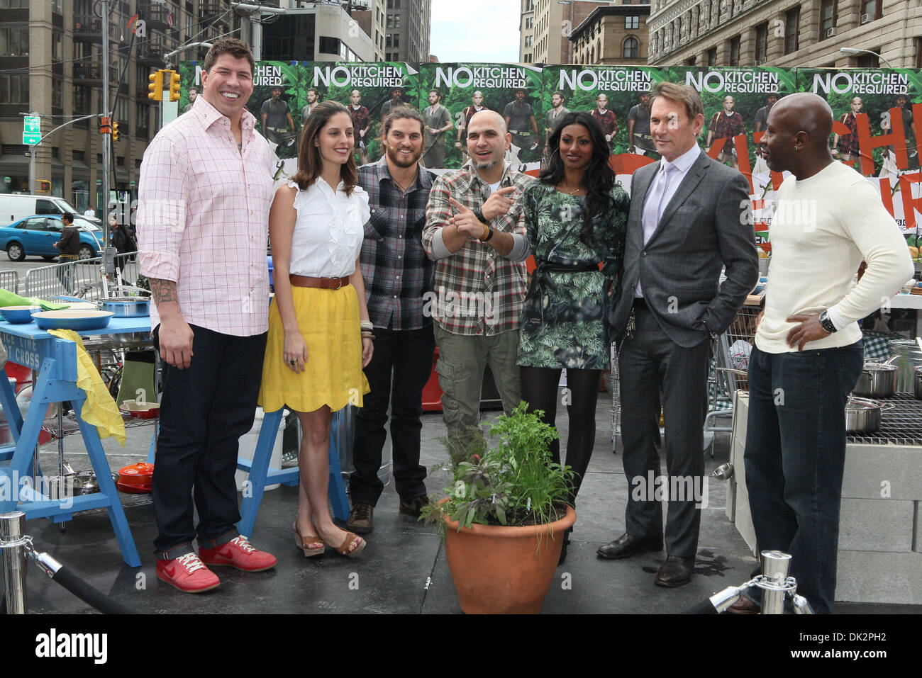 (L-R) David Diehl Soraya Darabi Kanye Raymond Michael Psilakis DR Shini ...