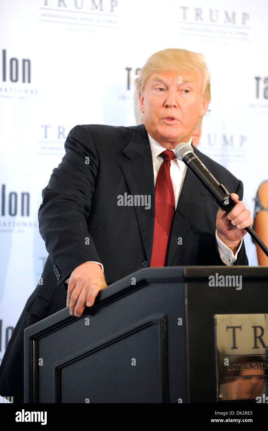 Donald Trump Ribbon-cutting ceremony at Trump International Hotel and ...