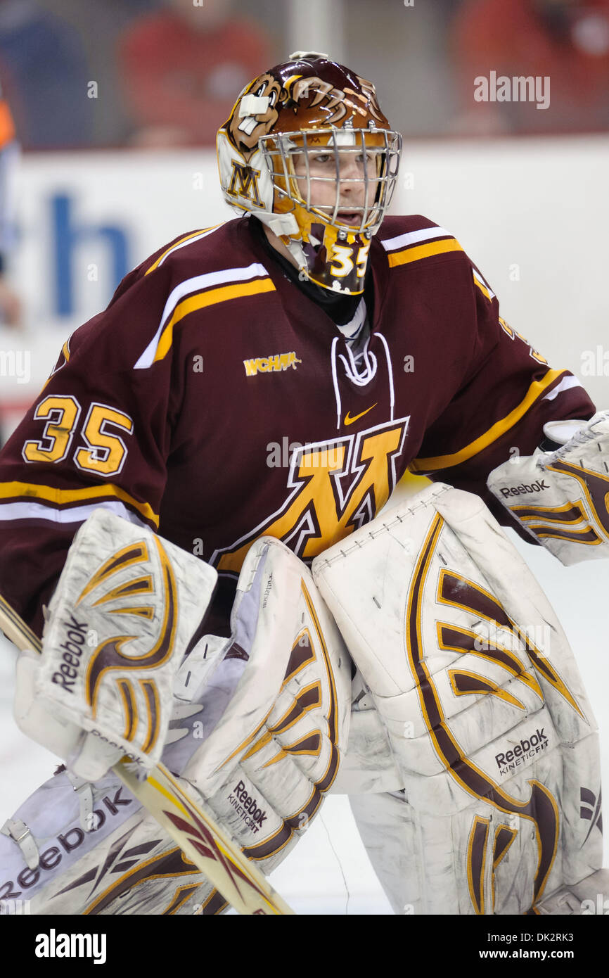 Feb. 18, 2011 - Madison, Wisconsin, USA - Minnesota goalie Kent ...