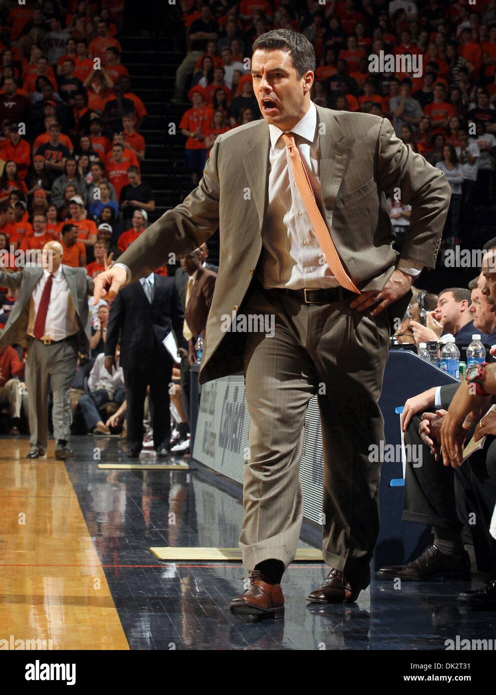 Tony bennett head basketball coach hi-res stock photography and images ...