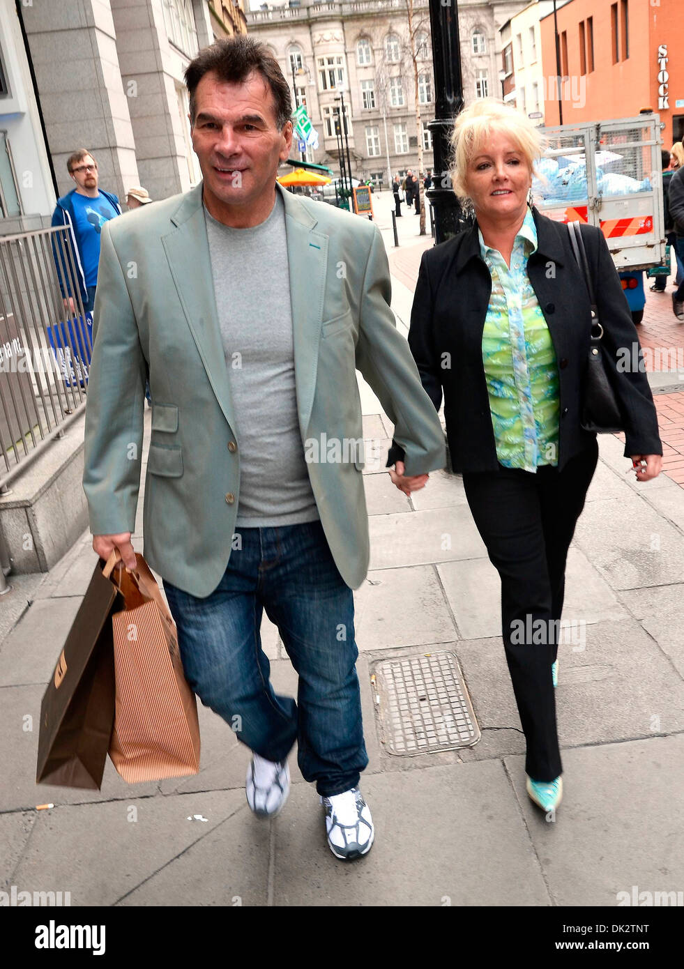 Paddy doherty and roseanne doherty hi-res stock photography and images ...