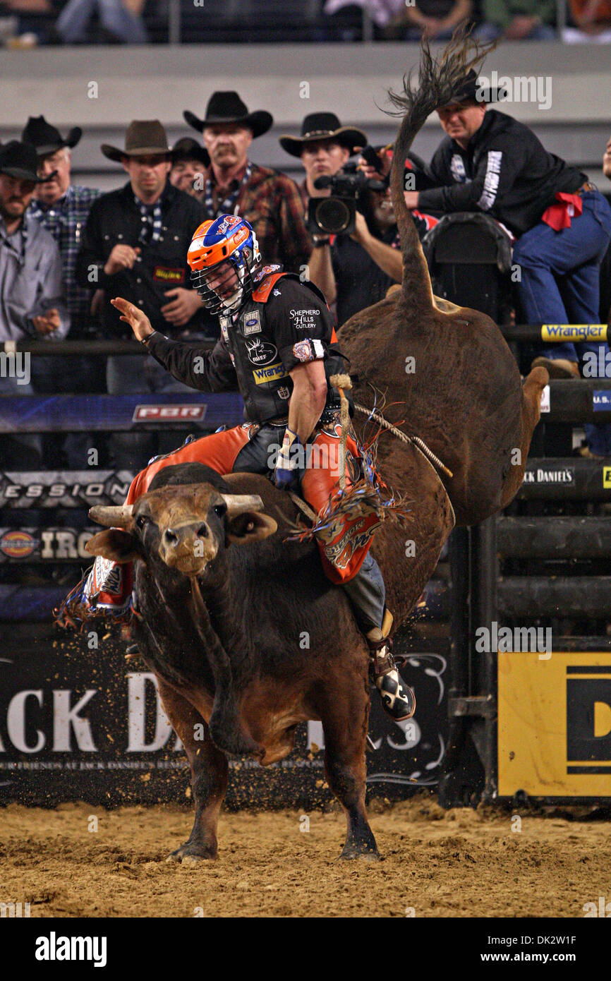 Austin meier professional bull rider hi-res stock photography and ...