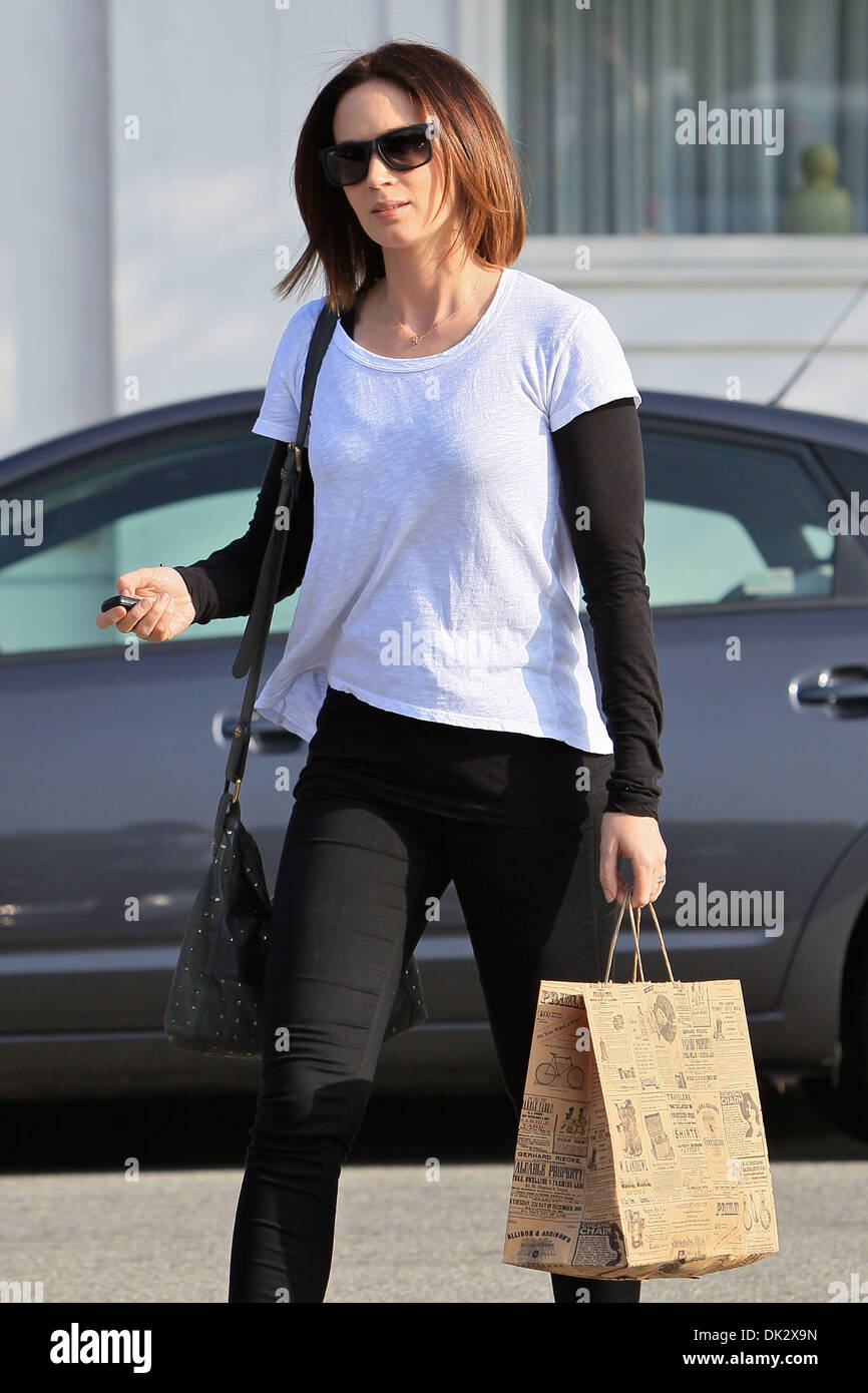 Emily Blunt leaving Byron and Tracey Salon Los Angeles, California - 30 ...