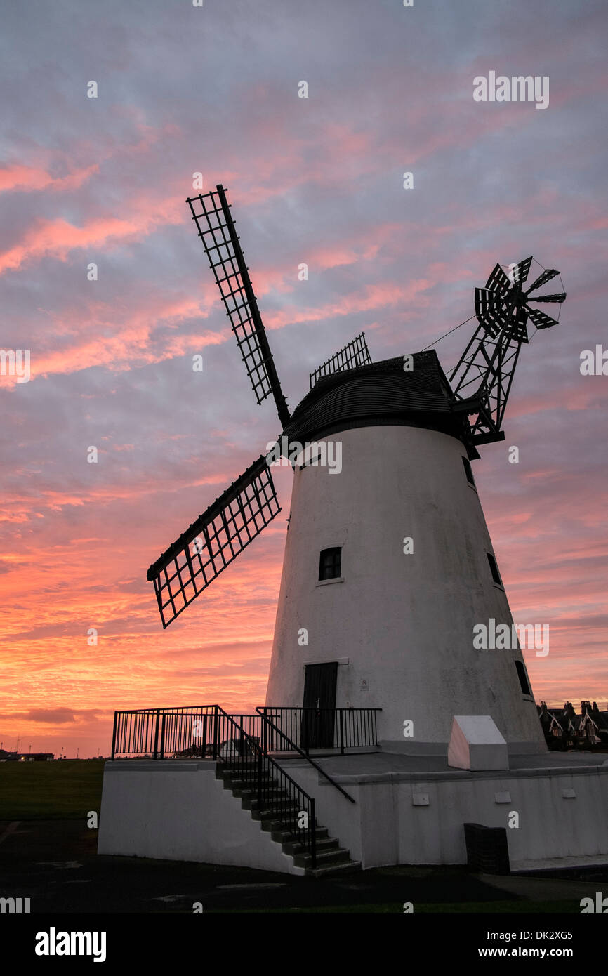Blackpool windmill hi-res stock photography and images - Alamy