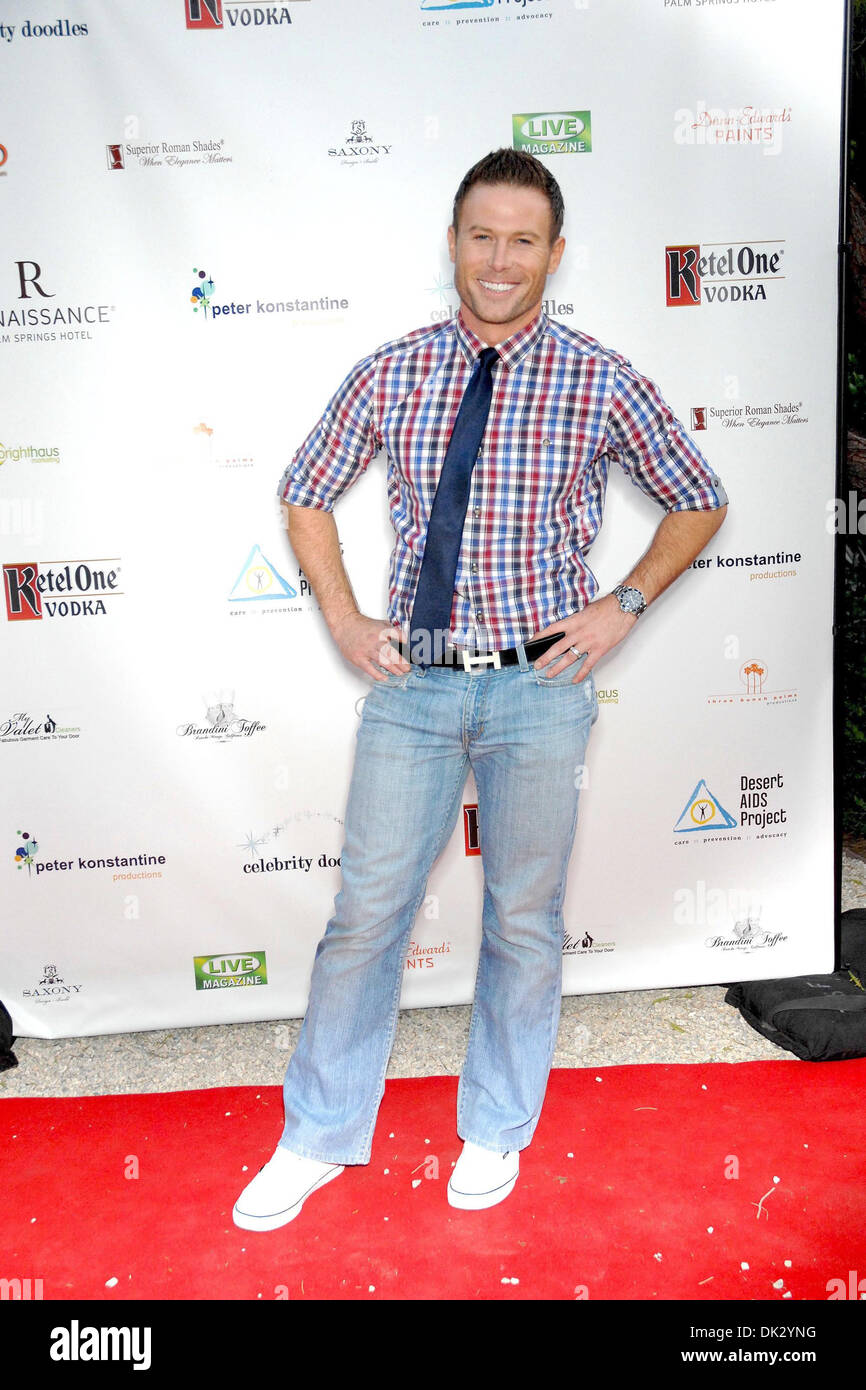 Jacob Young Third Annual Celebrity Doodles held at historic Villa ...