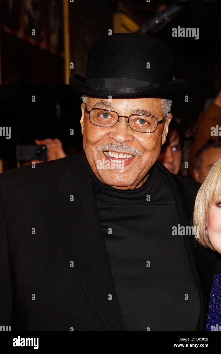 Stephen Swiatek's Instagram, Twitter & Facebook on IDCrawl